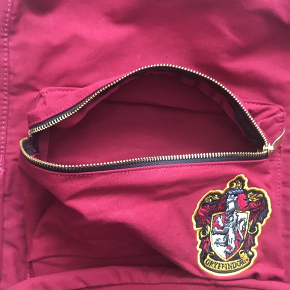 Wizarding World Of Harry Potter | Bags | Universal Studios Gryffindor ...